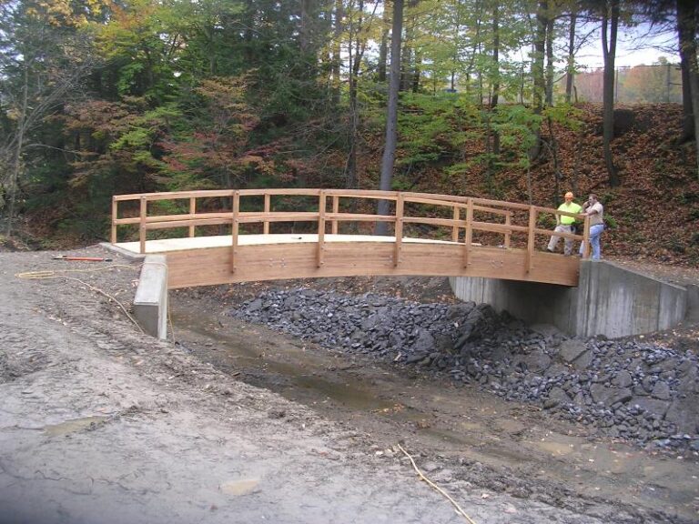 Wilber Park – Pedestrian Bridge – Eastman Associates